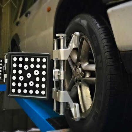 FOUR WHEEL ALIGNMENT - Car servicing Redbourn Auto Solutions
